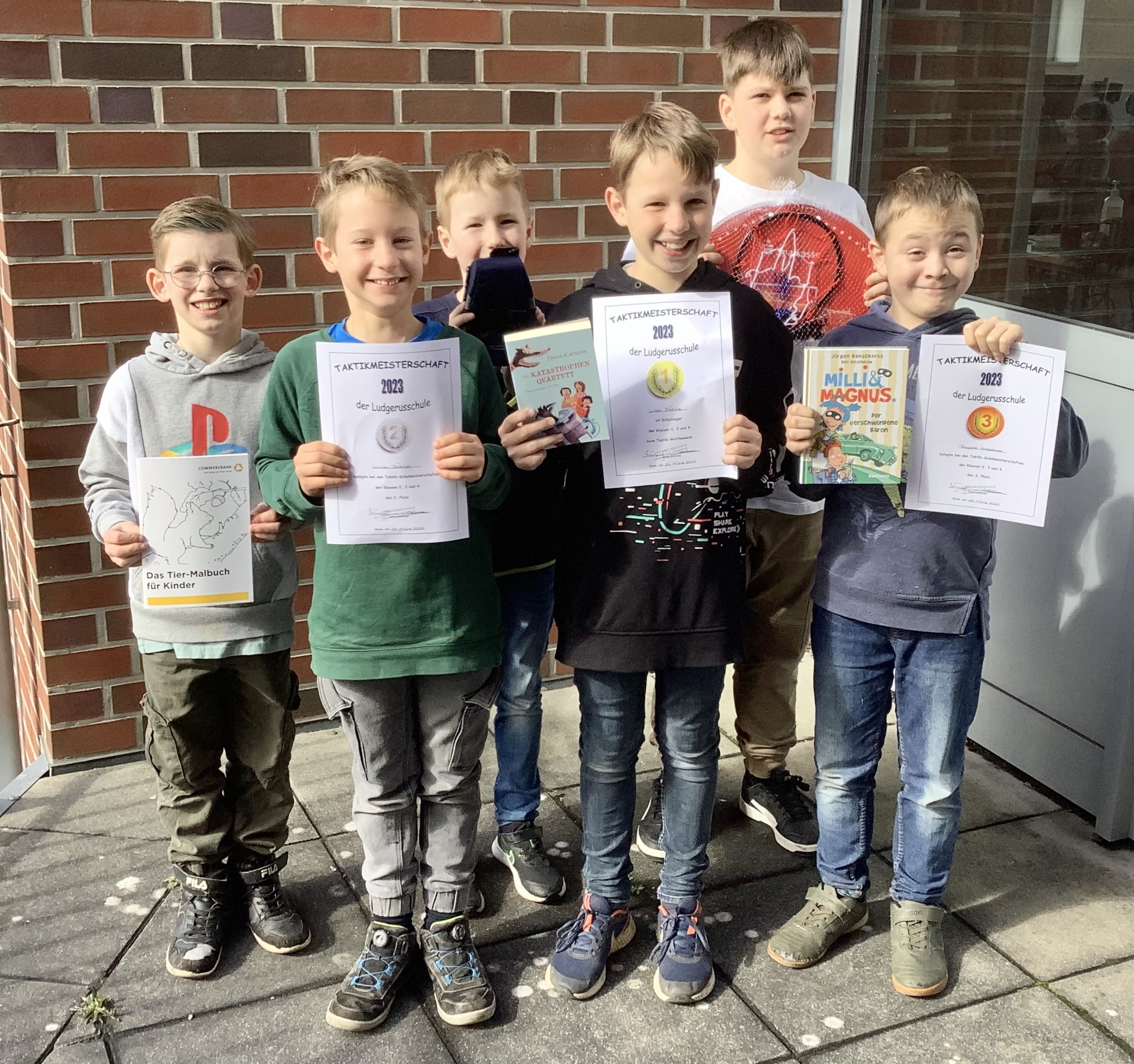 Stufen- und Schulmeisterschaften im Strategiespiel Taktik ...